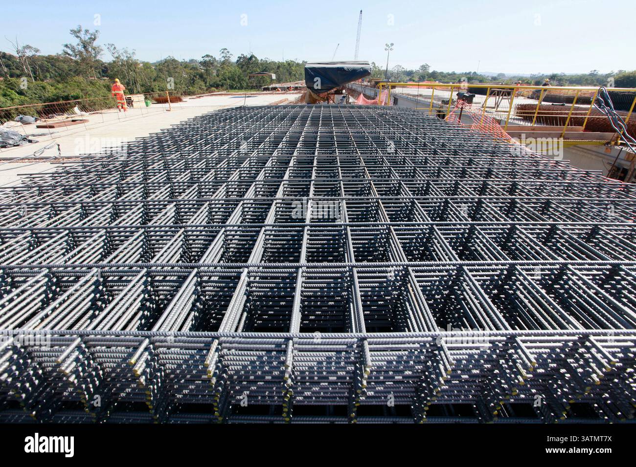 Steel bar framework in the construction site Stock Photo - Alamy