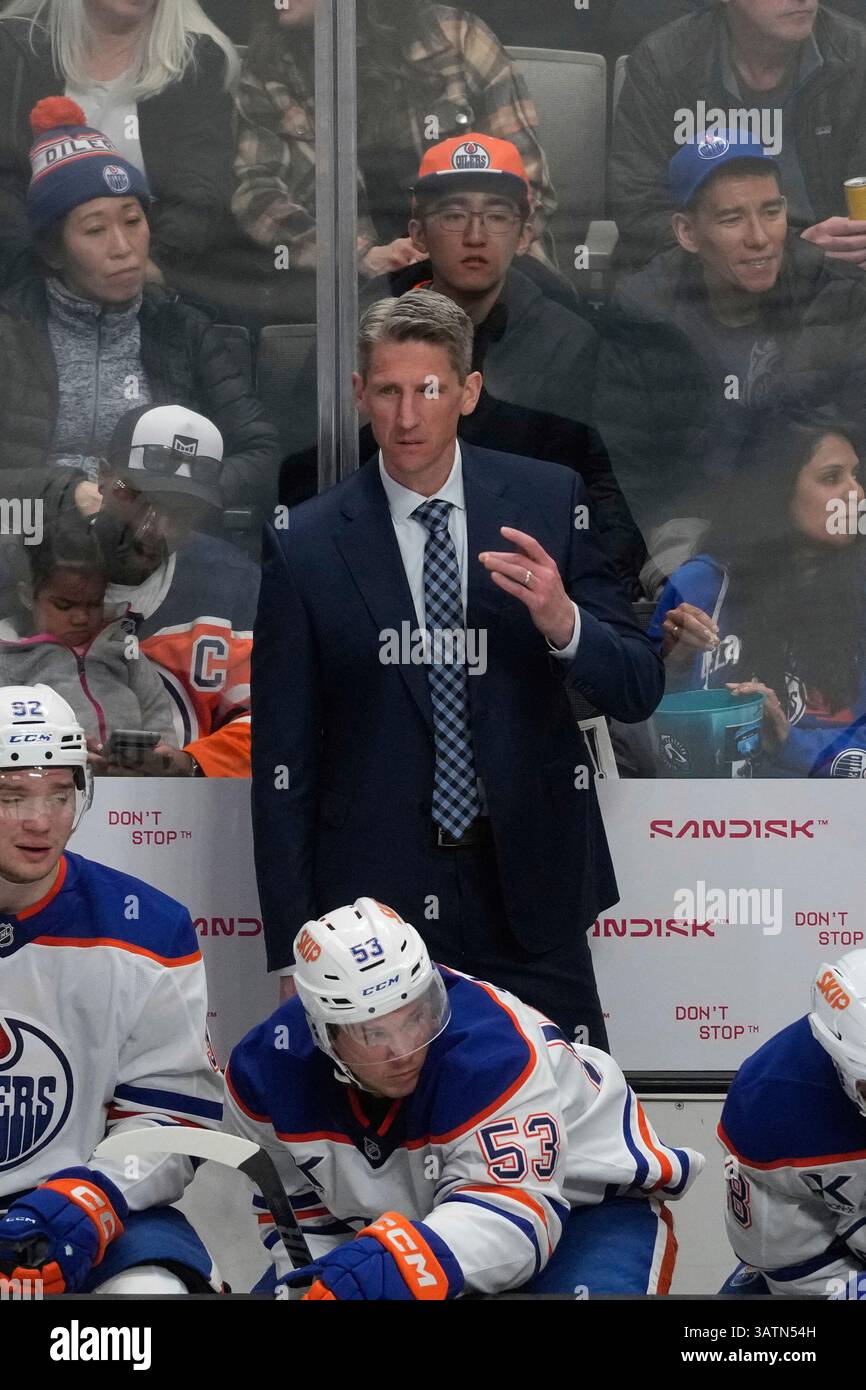 Edmonton Oilers head coach Kris Knoblauch during an NHL hockey game ...