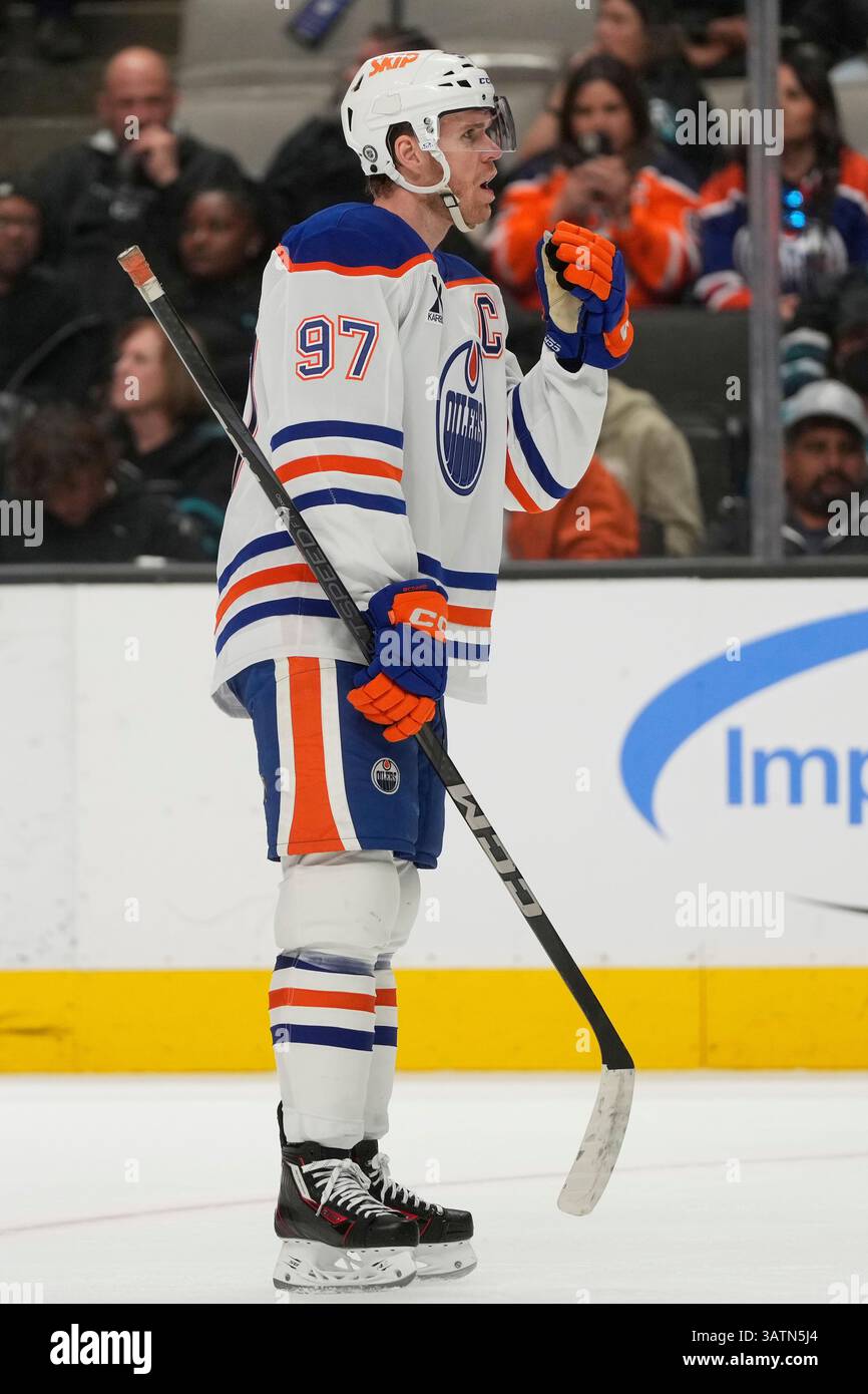 Edmonton Oilers center Connor McDavid (97) during an NHL hockey game ...