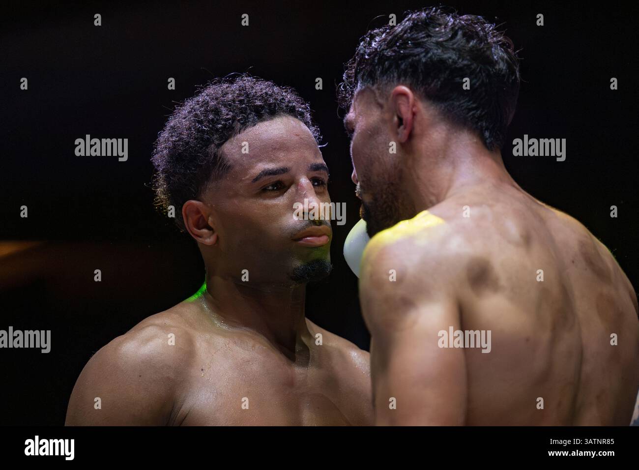 Bern, Stadttheater, Boxen statt Theater, Angelo Pena (The One) from, Switzerland. 18th Apr, 2025 ...