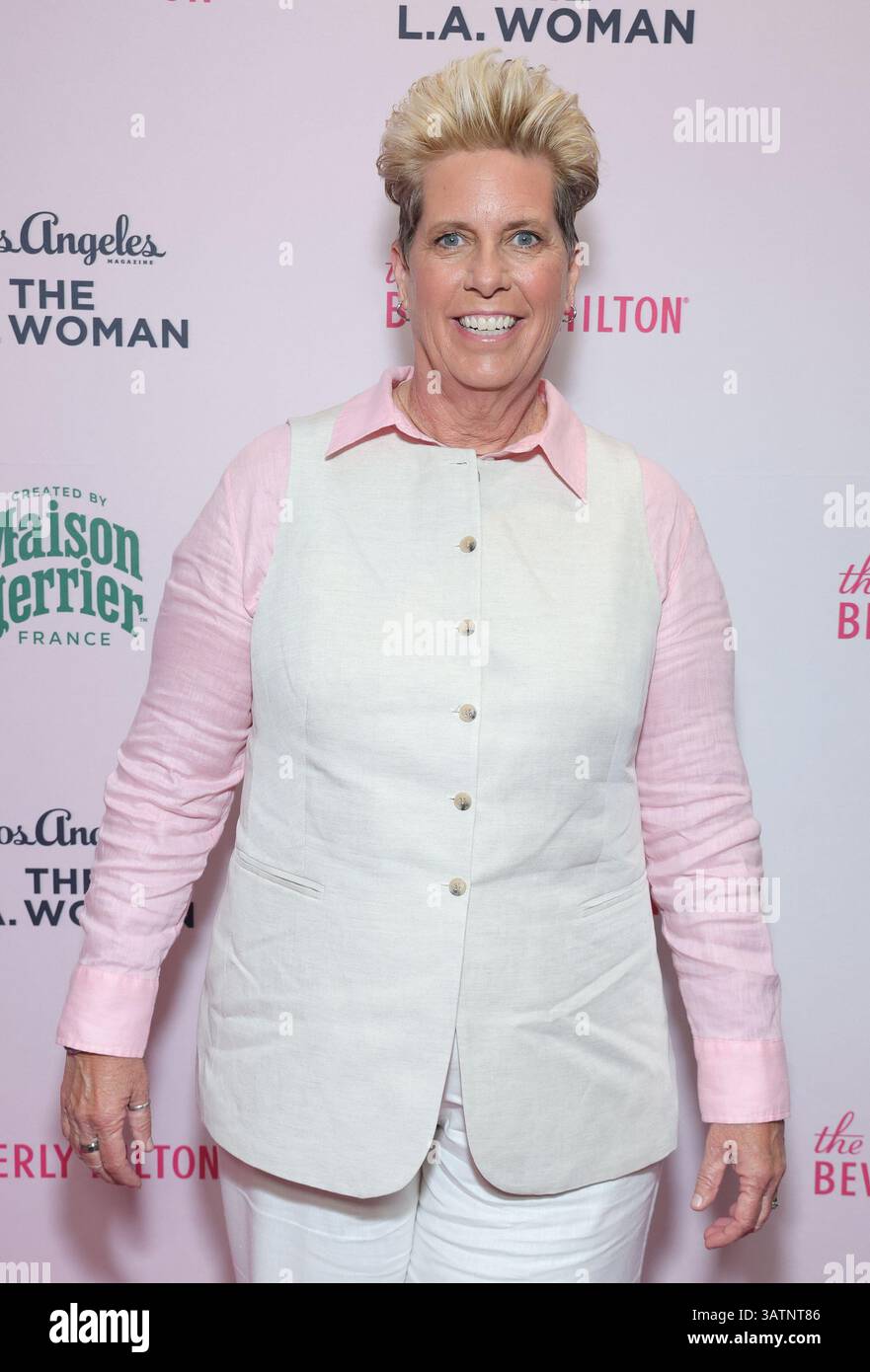 18 April 2025 Beverly Hills, California - Sharon Fredrickson At Los ...