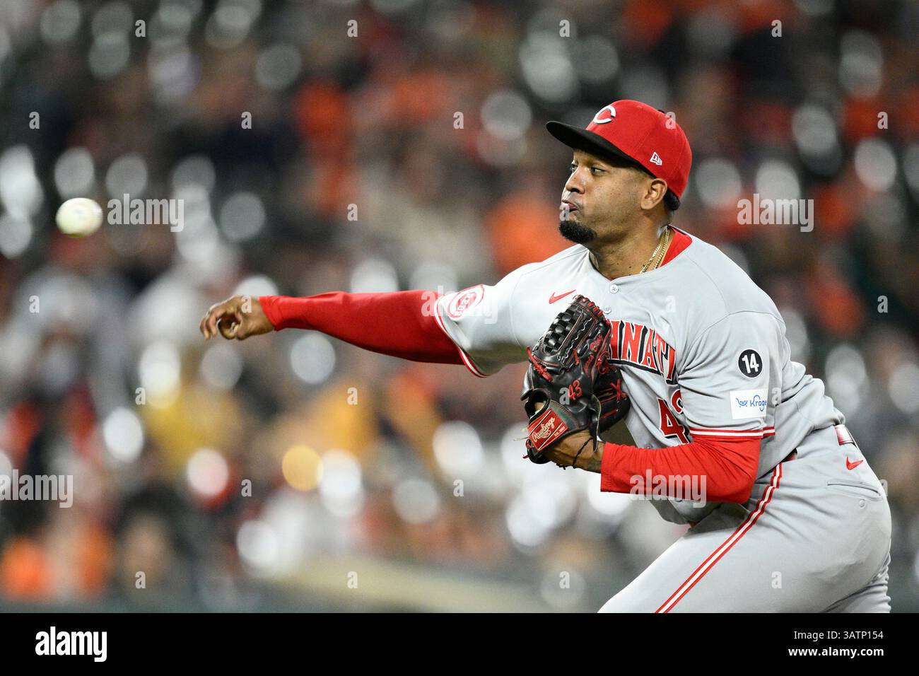 Cincinnati Reds relief pitcher Alexis Diaz throws during the ninth ...