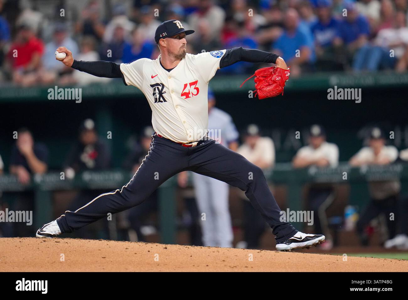 Texas Rangers relief pitcher Shawn Armstrong throws a pitch to the Los ...
