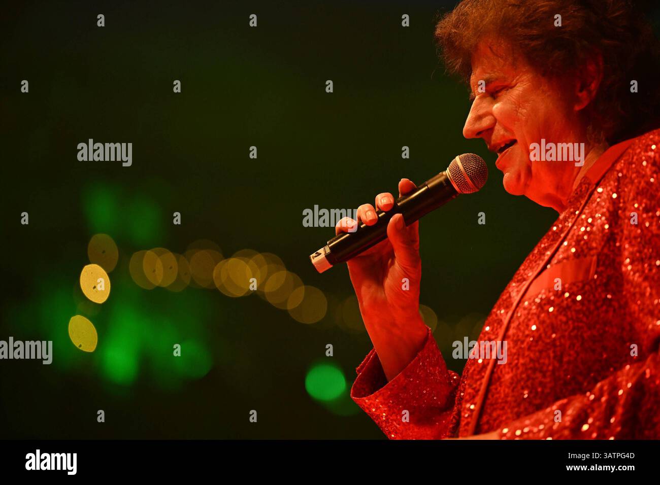 20250418 Olaf der Flipper im Megapark PALMA, SPAIN - APRIL 18 2025 ...