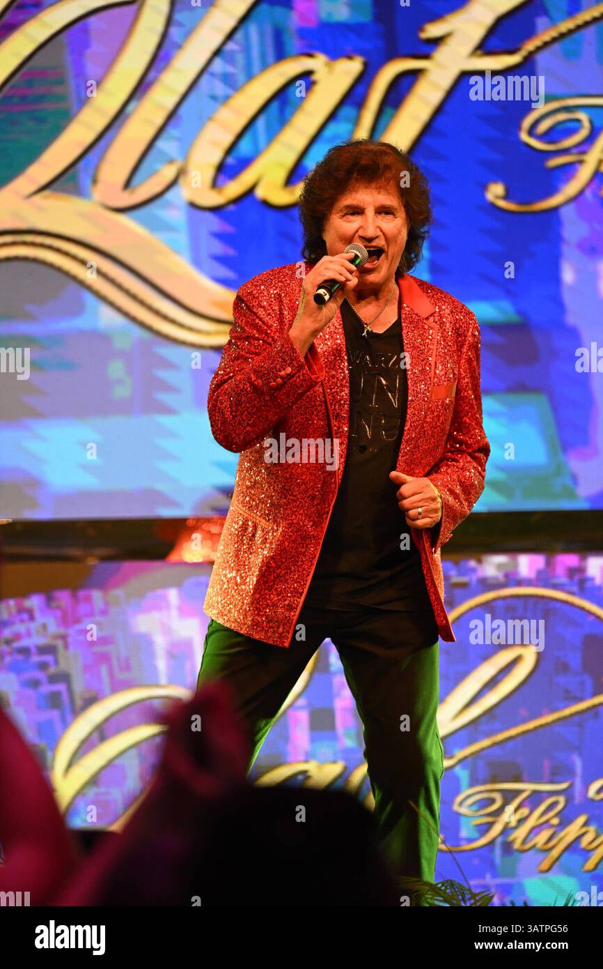 20250418 Olaf der Flipper im Megapark PALMA, SPAIN - APRIL 18 2025 ...