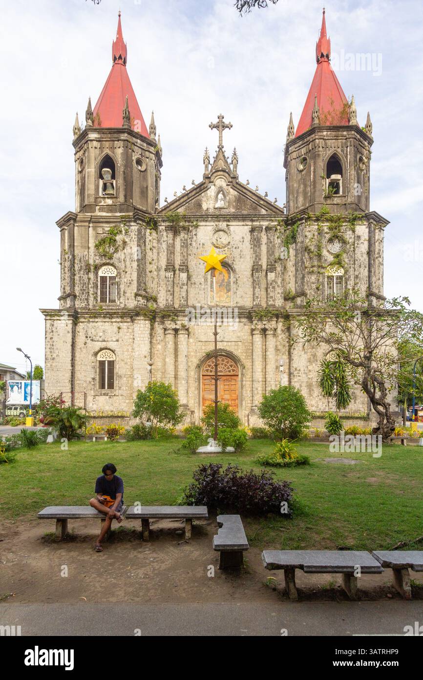 Facade of the old Molo Church, also known as Sta. Ana Parish Church ...