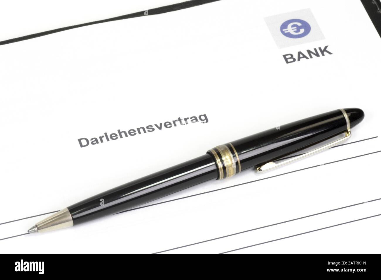 Loan agreement writing instrument hi-res stock photography and images ...