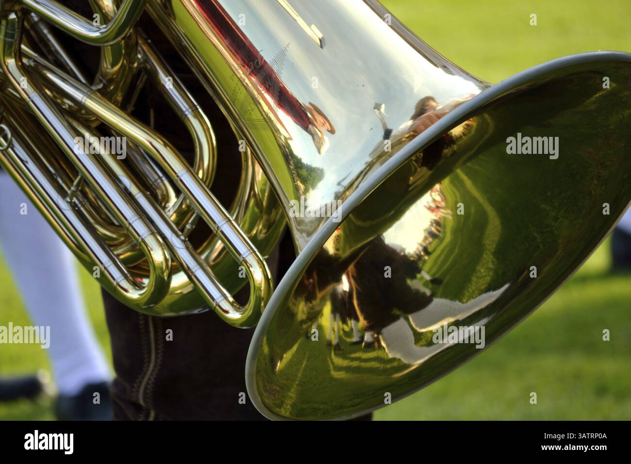 Instrument sections hi-res stock photography and images - Alamy