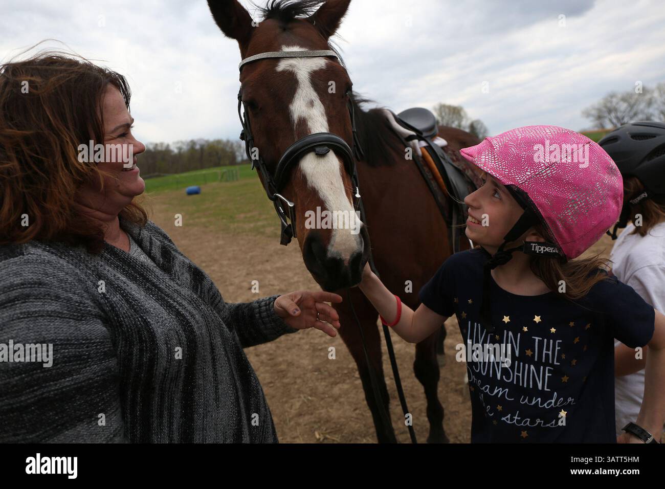 May 4, 2016 - Lavalle, WI, USA - Tish Carlson with her niece, Lily, 12 ...
