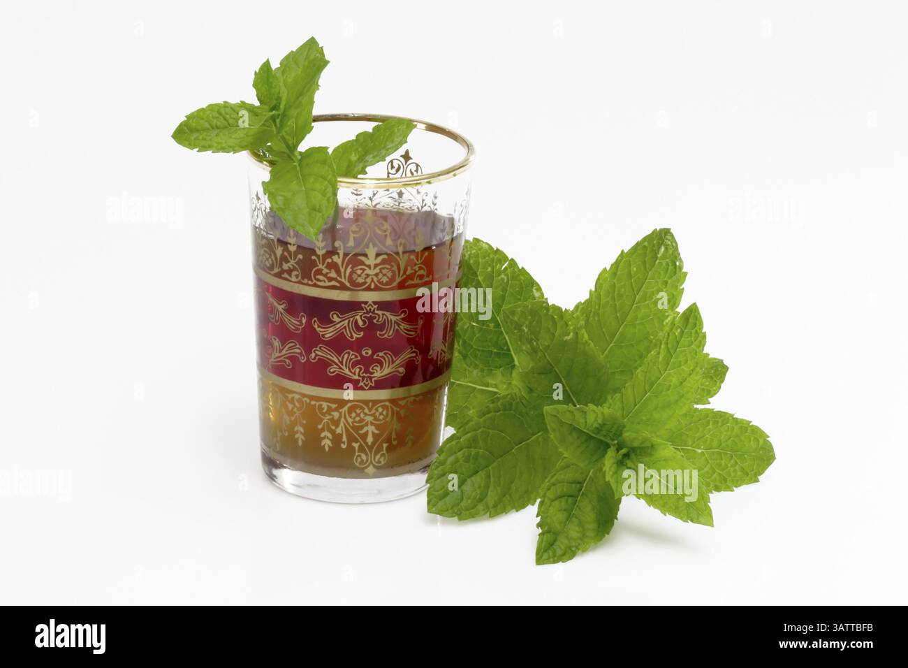 Mint tea refreshing aromatic Cut Out Stock Images & Pictures - Alamy