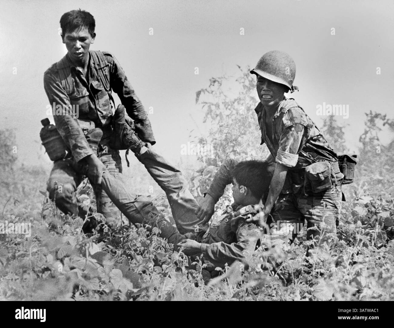 South vietnamese soldiers carry hi-res stock photography and images - Alamy