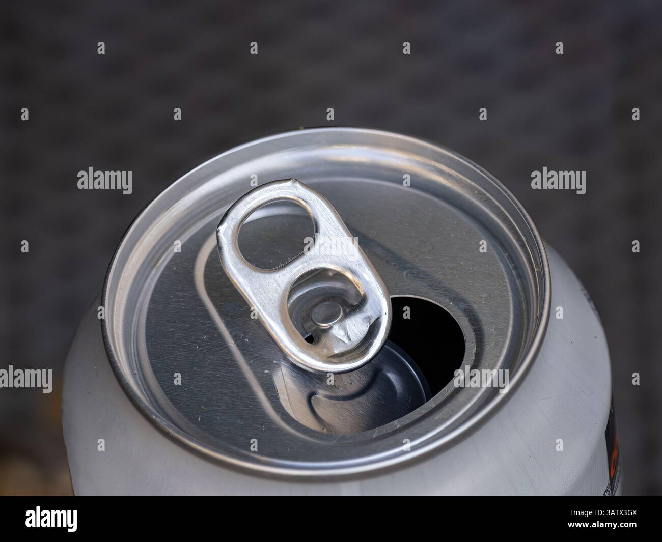 Close-up of an opened aluminum beverage can with a pull tab Stock Photo ...