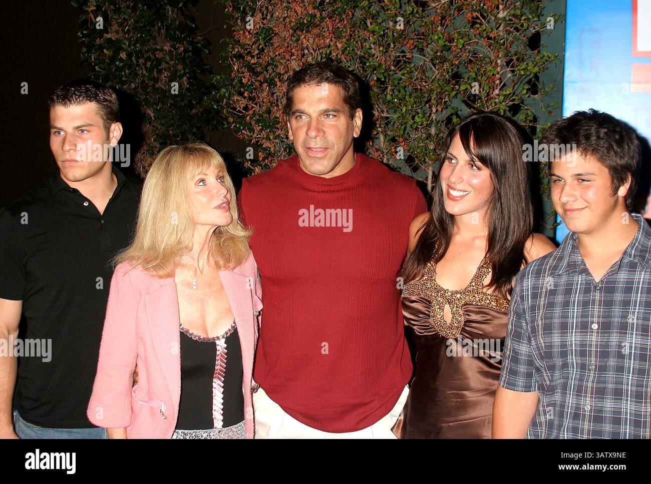 Lou ferrigno wife carla ferrigno hi-res stock photography and images ...