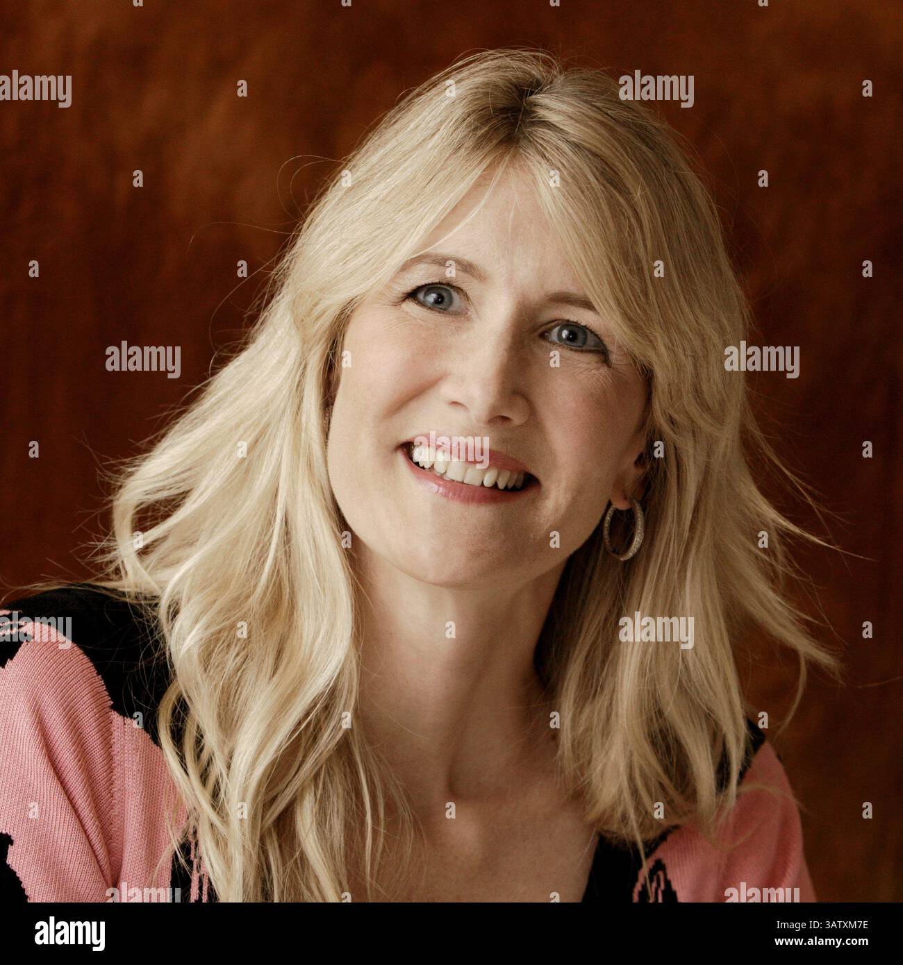 Laura dern blue velvet hi-res stock photography and images - Alamy