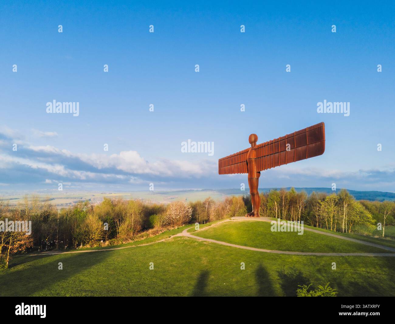 Aerial view iconic angel hi-res stock photography and images - Alamy