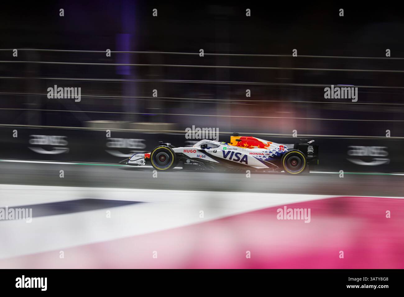 06 HADJAR Isack (fra), Visa Cash App RB F1 Team VCARB02, action during the Formula 1 STC Saudi ...