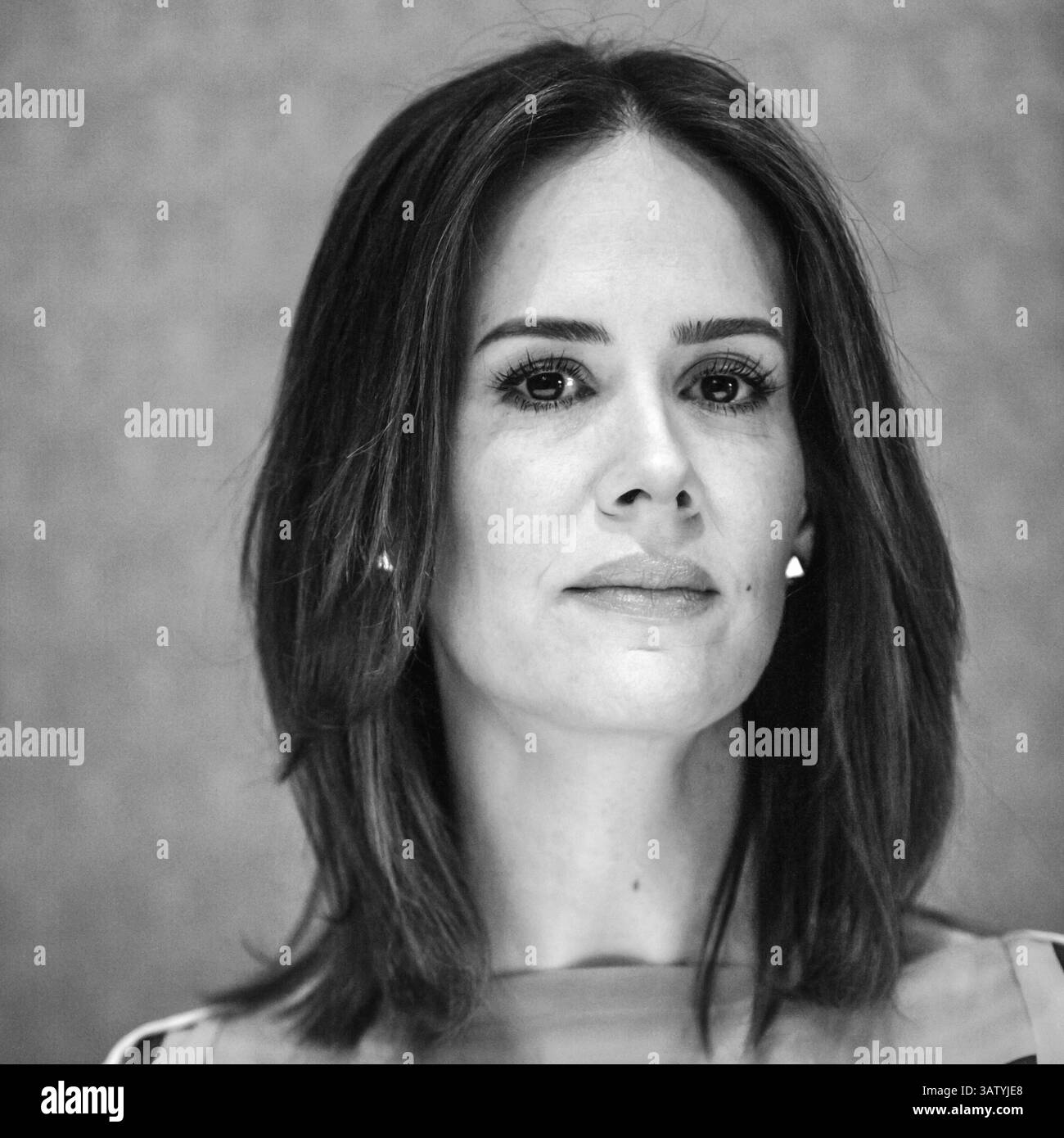 Actress sarah paulson Black and White Stock Photos & Images - Alamy