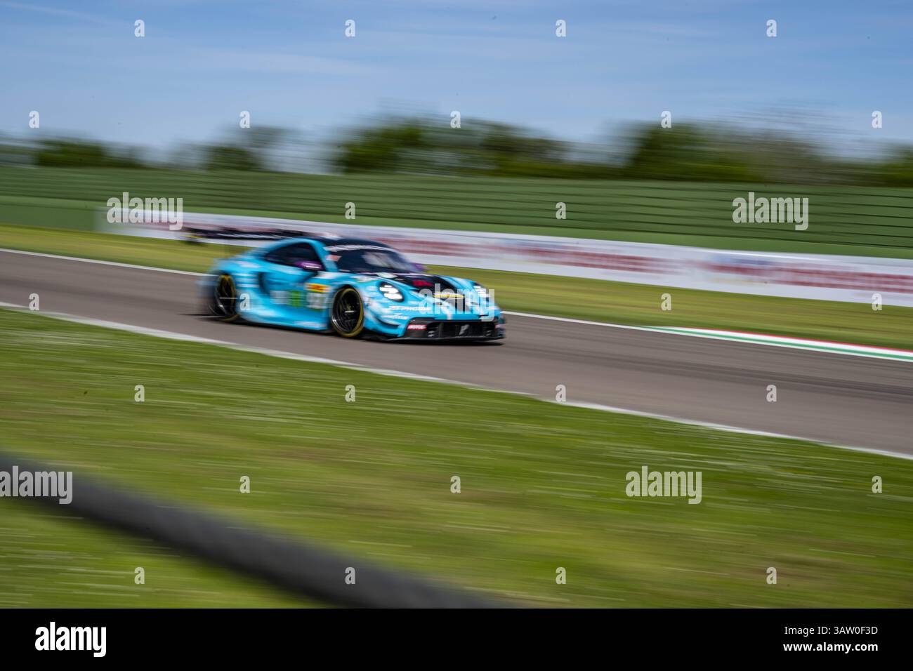 Imola, Italy. 19th Apr, 2025. Manthey 1st Phorm, Porsche 911 GT3 R ...