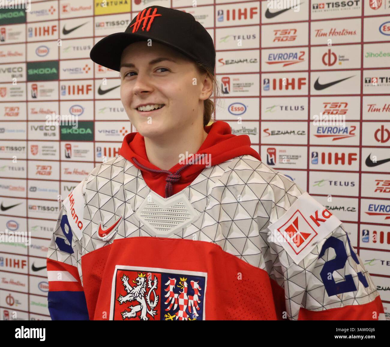 Iihf women's world championship hi-res stock photography and images - Alamy