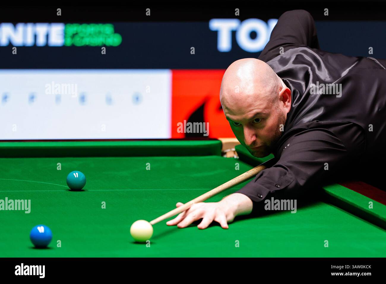Matthew Selt during the 2025 Halo World Snooker Championship Round 1 ...