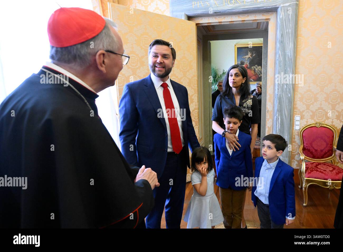 From left, Vatican Secretary of State Cardinal Pietro Parolin meets ...