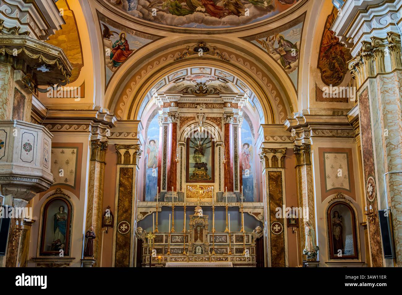 The church has a commissar cross plan with six side chapels. The ...