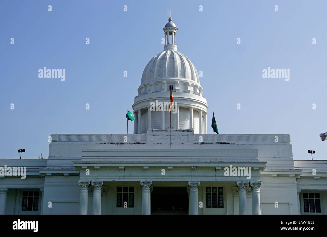 new modern buildings in colombo in sri lanka Stock Photo - Alamy