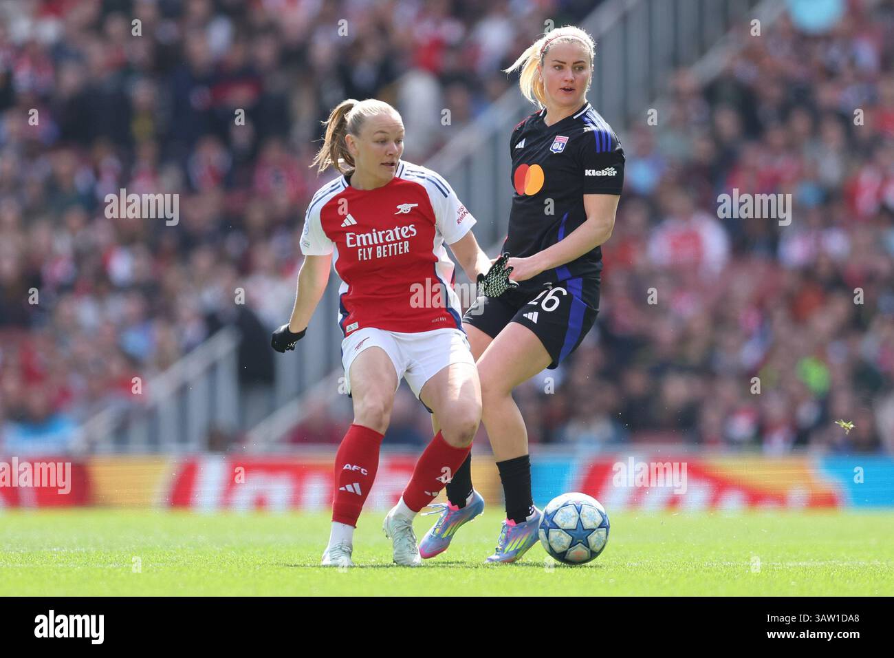London, UK. 19th Apr, 2025. Frida Maanum of Arsenal and Lindsey Heaps ...