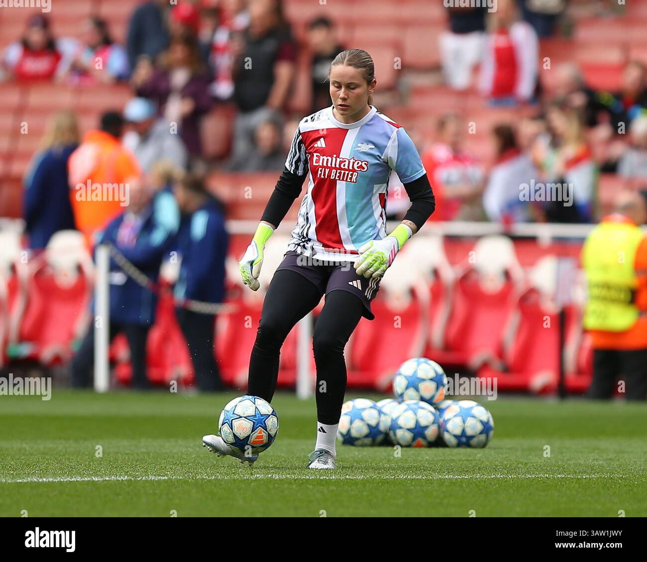 North London, UK. 19th Apr, 2025. North London, England, April 19 2025 ...