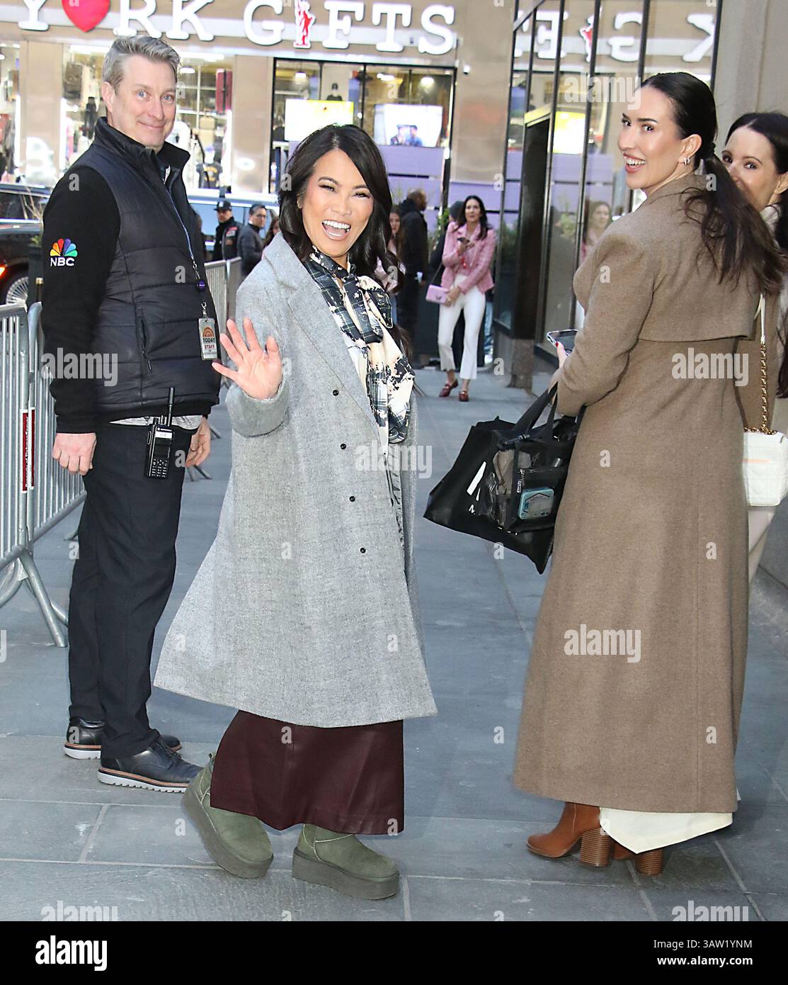 New York, NY, USA. 17th Apr, 2025. Dr, Sandra Lee seen at NBC's Today ...