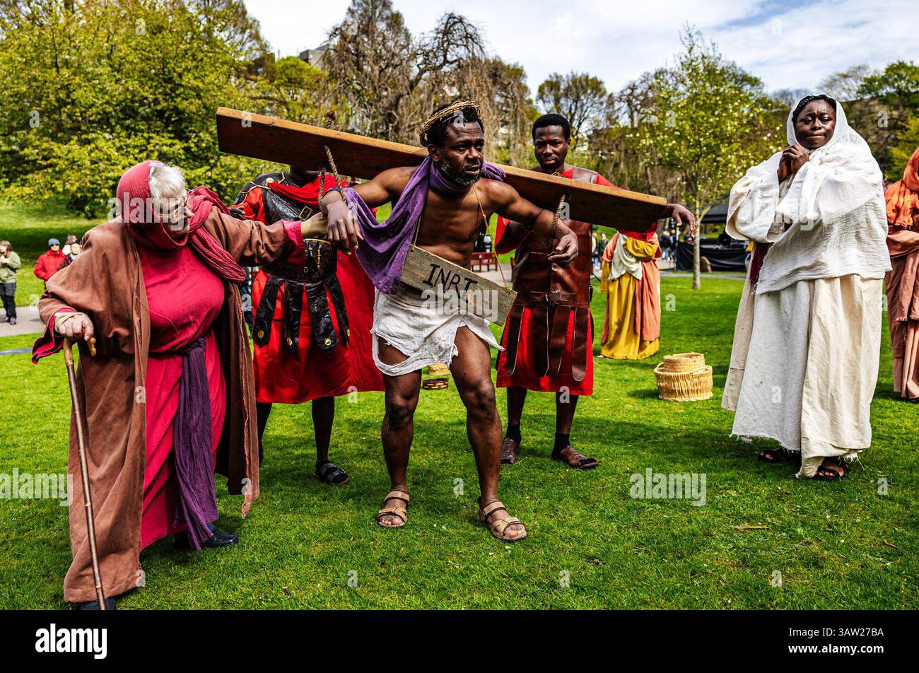 Edinburgh, United Kingdom. 19 April, 2025 Pictured: Edinburgh’s Easter ...
