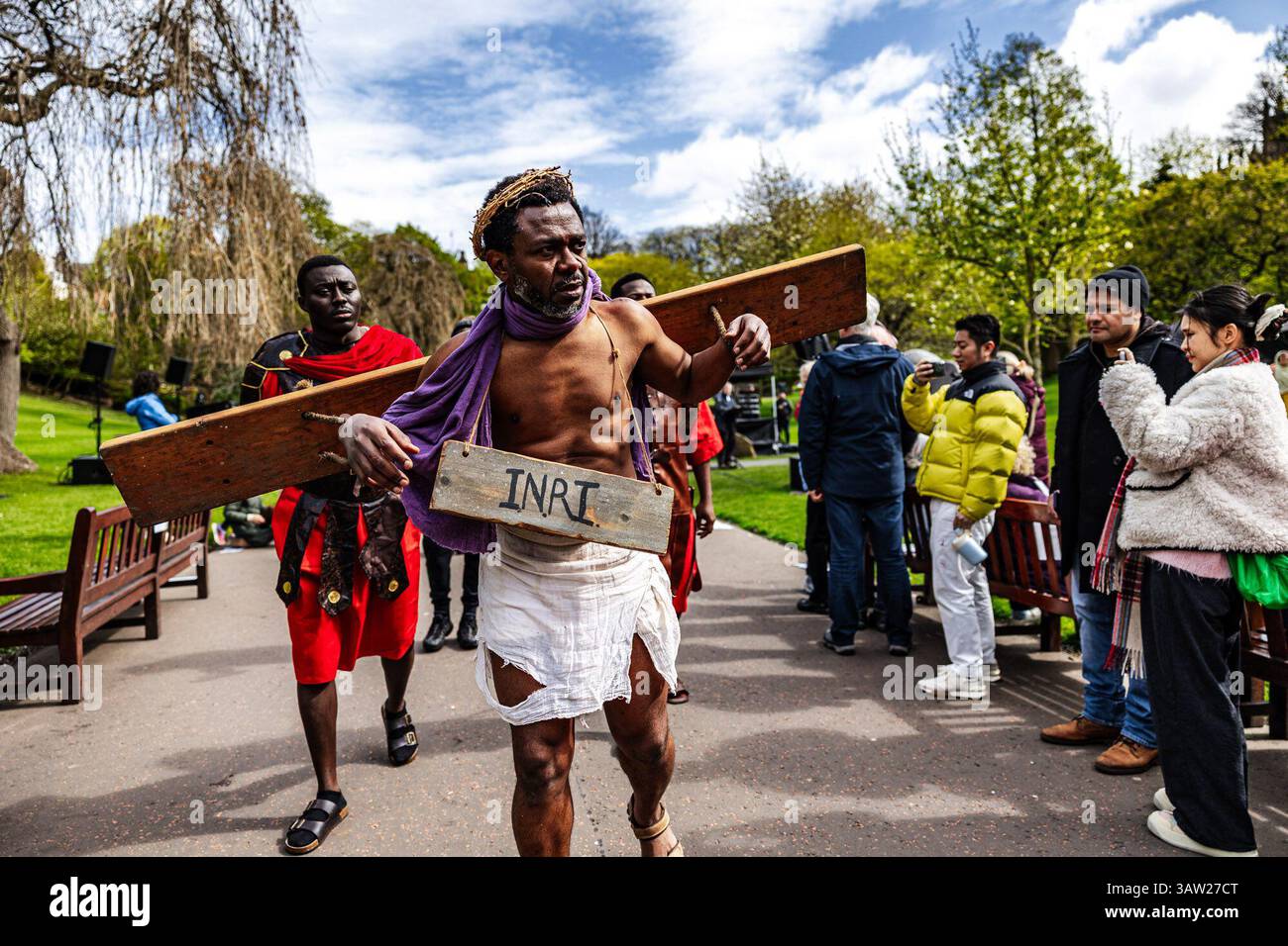 Edinburgh, United Kingdom. 19 April, 2025 Pictured: Edinburgh’s Easter ...