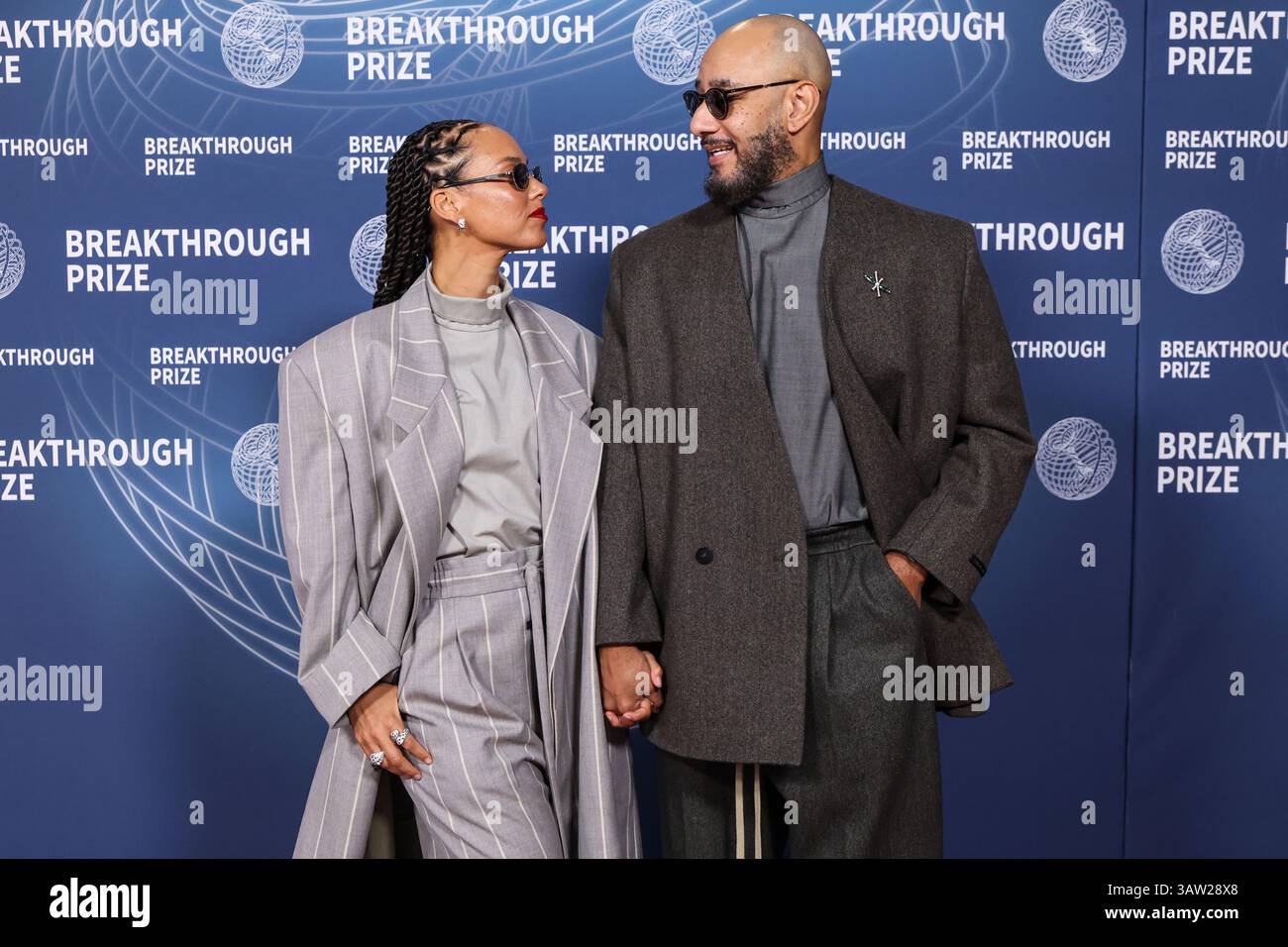 SANTA MONICA, LOS ANGELES, CALIFORNIA, USA - APRIL 05: Alicia Keys ...
