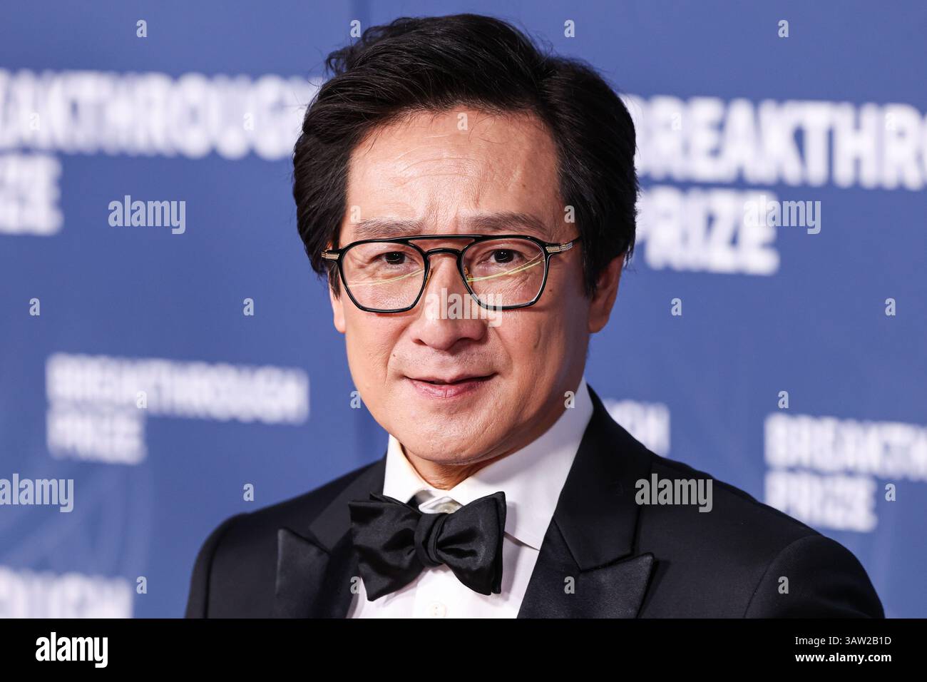 SANTA MONICA, LOS ANGELES, CALIFORNIA, USA - APRIL 05: American actor ...