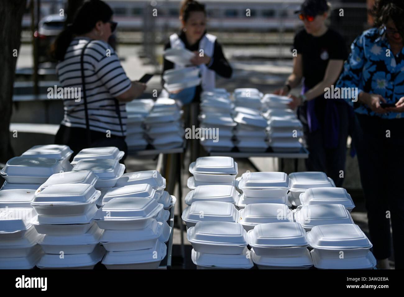Zagreb, Croatia. 19th Apr, 2025. Volunteers hand out 250 portions of ...