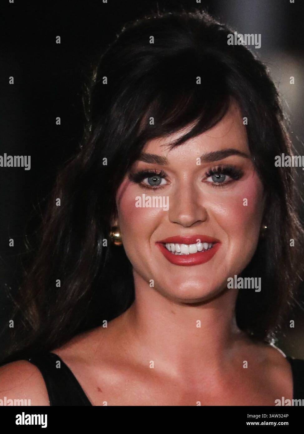 Katy perry louis vuitton hi-res stock photography and images - Alamy