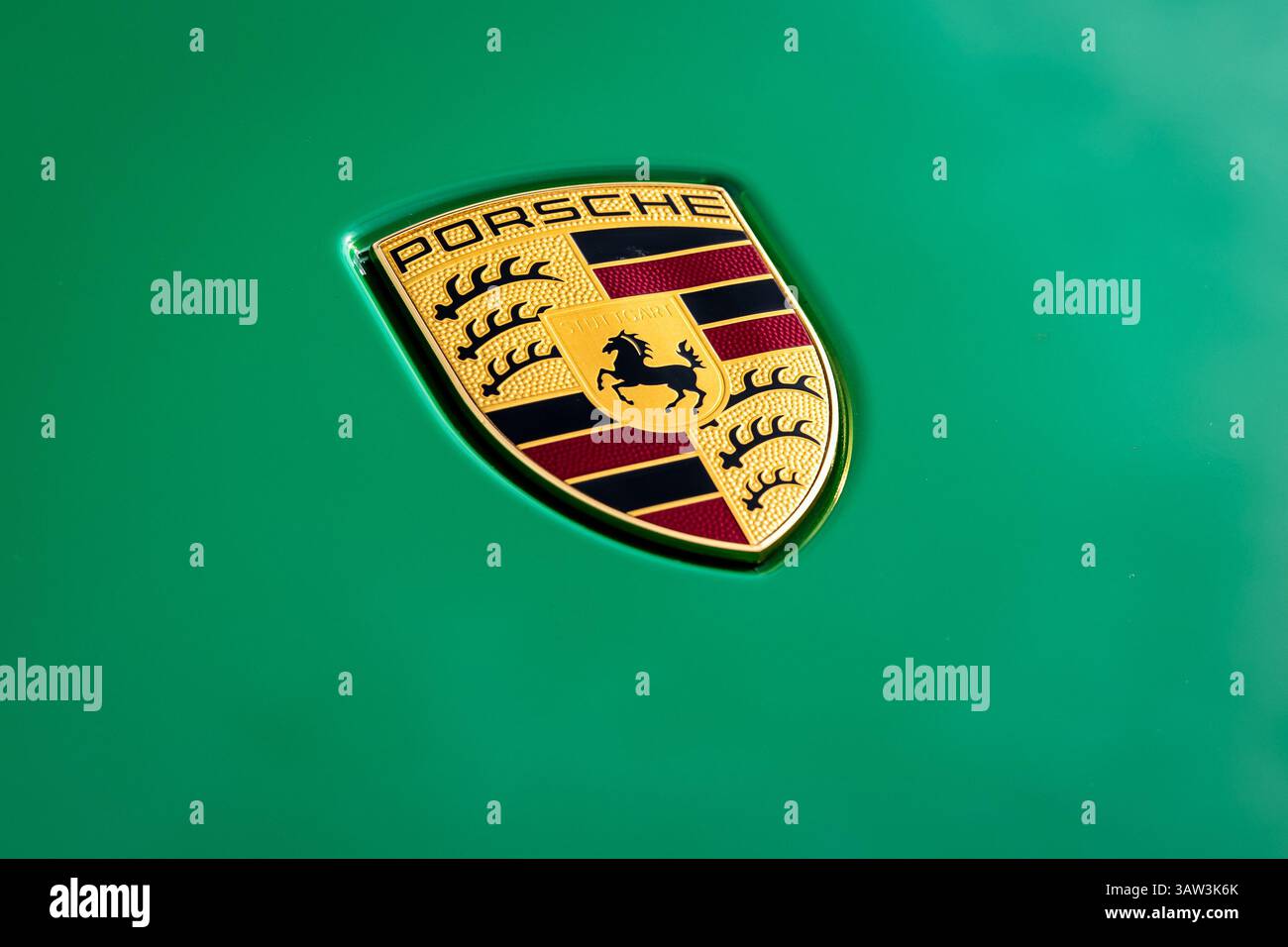 Porsche Bonnet Badge Stock Photo - Alamy