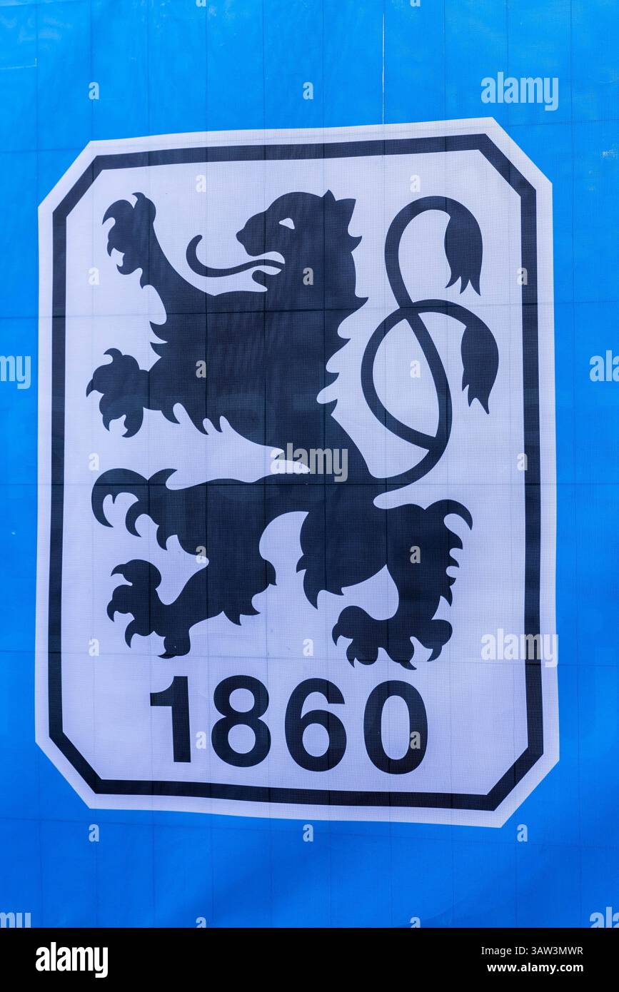 Symbolbild Wappen Logo TSV 1860 München Stock Photo - Alamy
