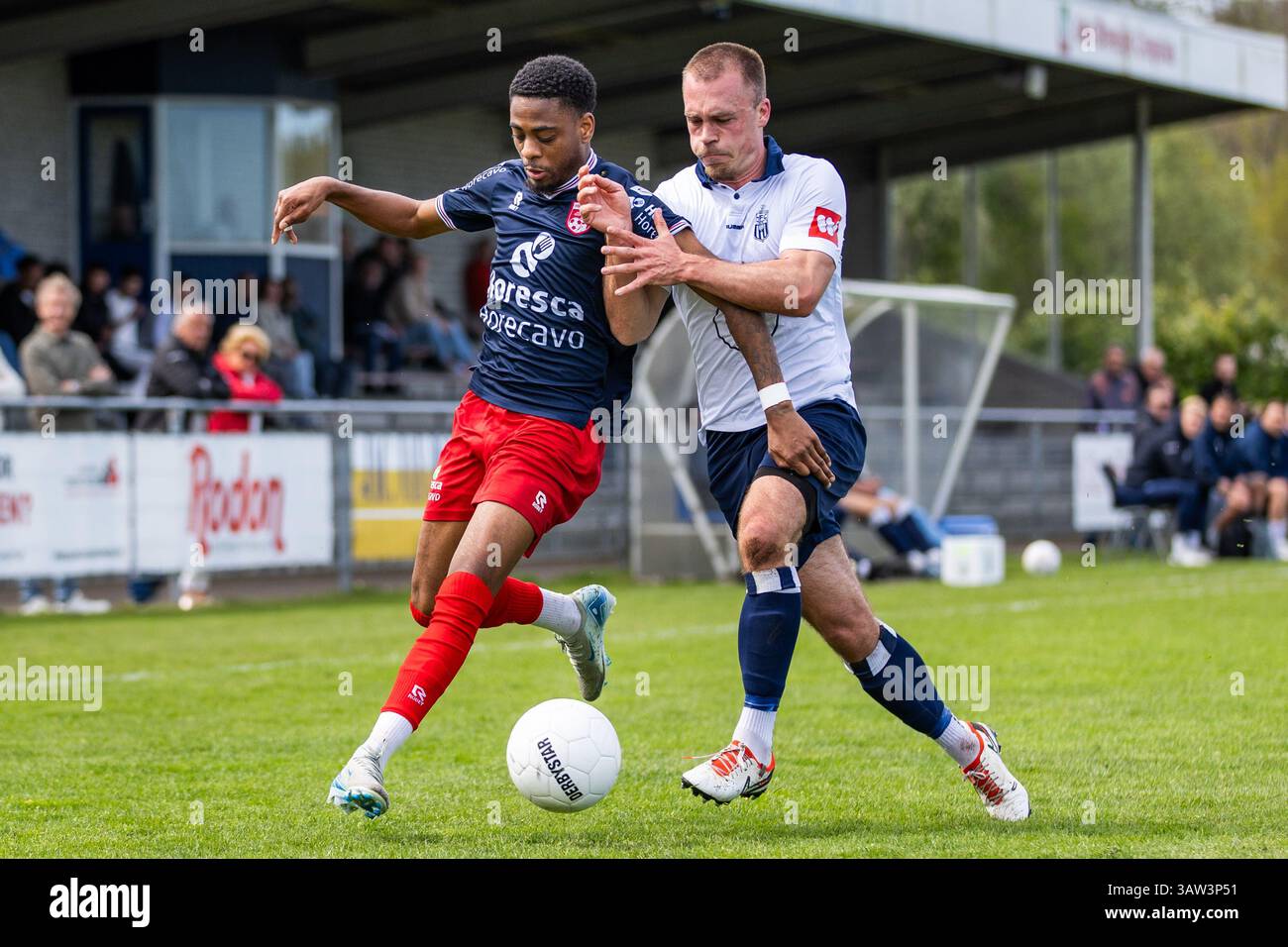 HEEMSTEDE. 19-04-2025. Sportpark Groenendaal. Betnation Divisie. Dutch ...