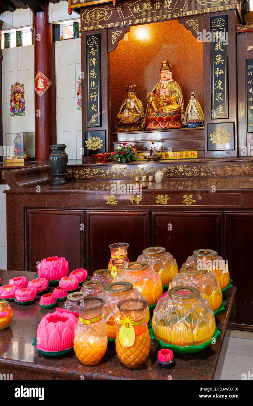 Interior of the Tua Pek Kong Temple, Miri, Malaysia Stock Photo - Alamy