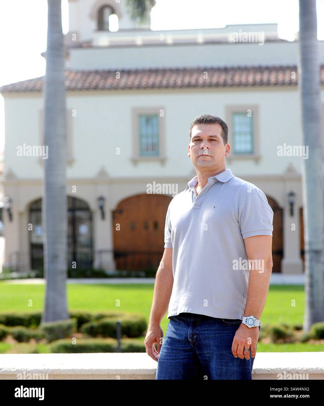 Nov 1, 2013 - Palm Beach, Florida, U.S. - Detective Joe Recarey is ...