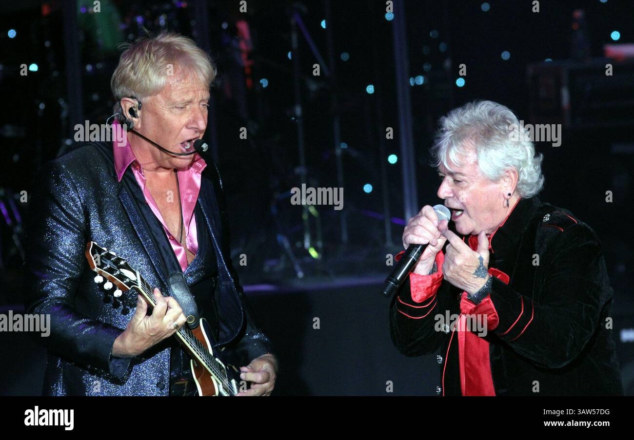 Graham russell air supply perform hi-res stock photography and images ...