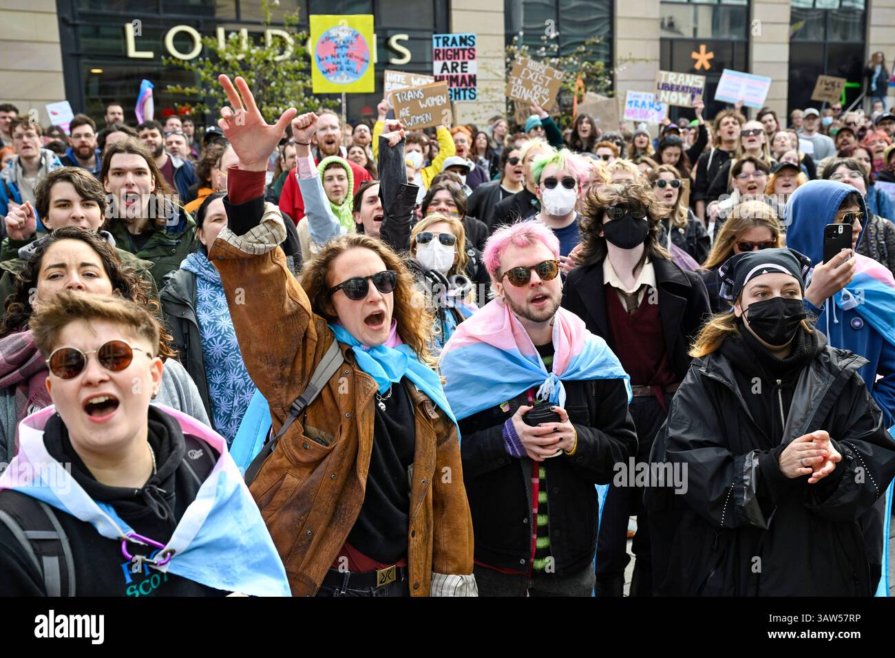 People from trans rights hi-res stock photography and images - Alamy