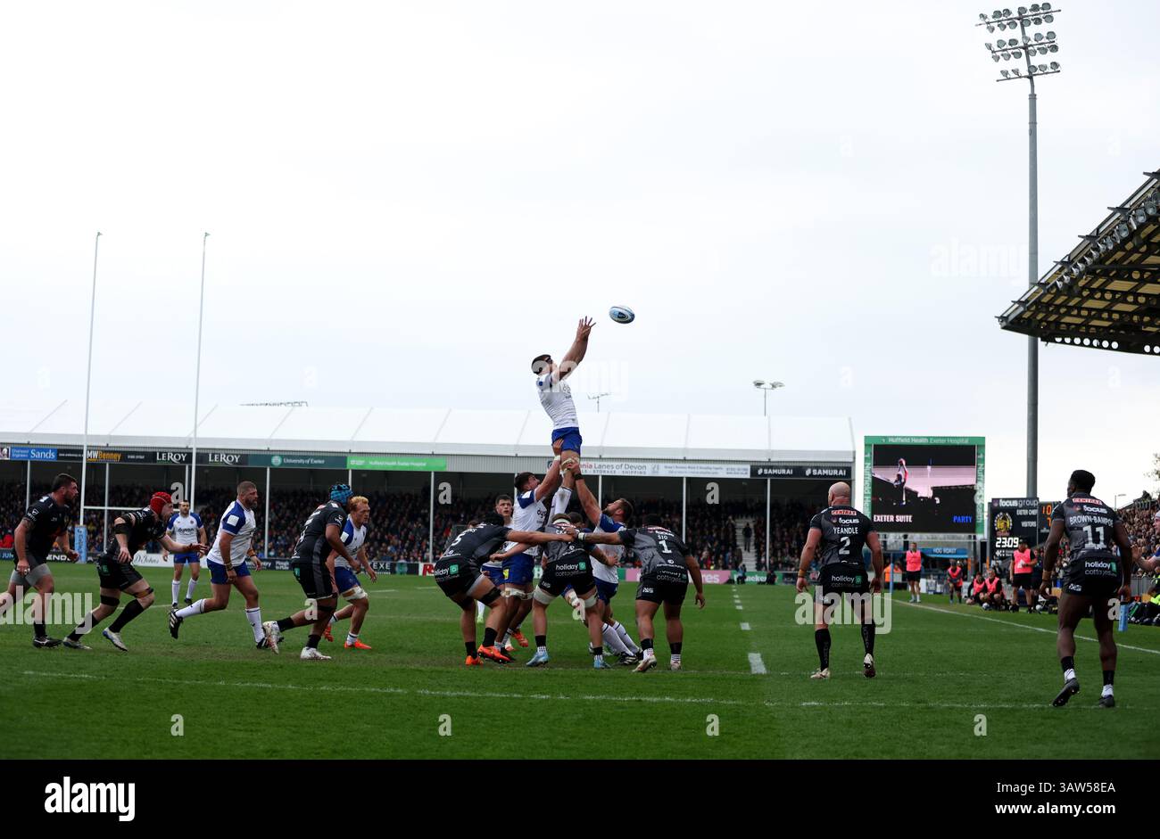 Bath's Josh Bayliss wins a line out during the Gallagher Premiership ...