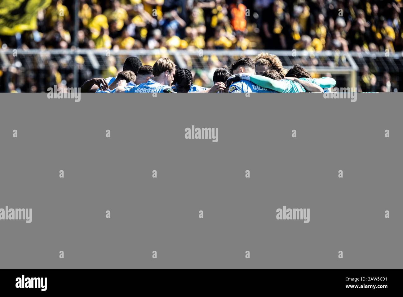 Team Mannschaft Teamkreis Mannschaftskreis TSV 1860 München Stock Photo ...