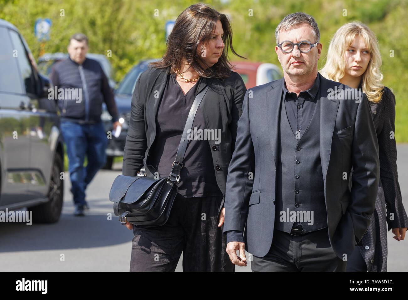 Aalst, Belgium. 19th Apr, 2025. Jan Verheyen arrives for the funeral ...