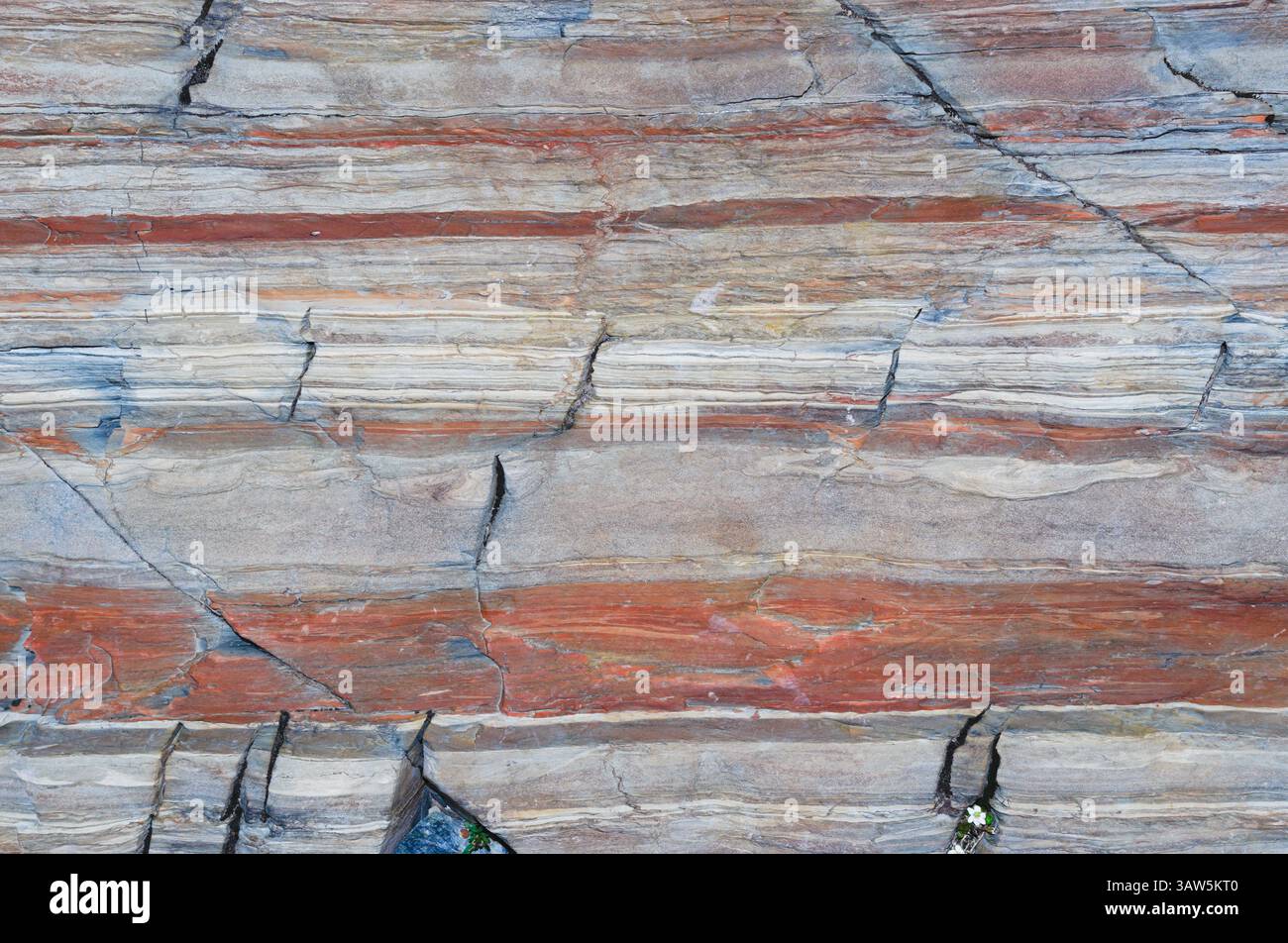 Layered rock surface. Mineralogy. Background Stock Photo - Alamy