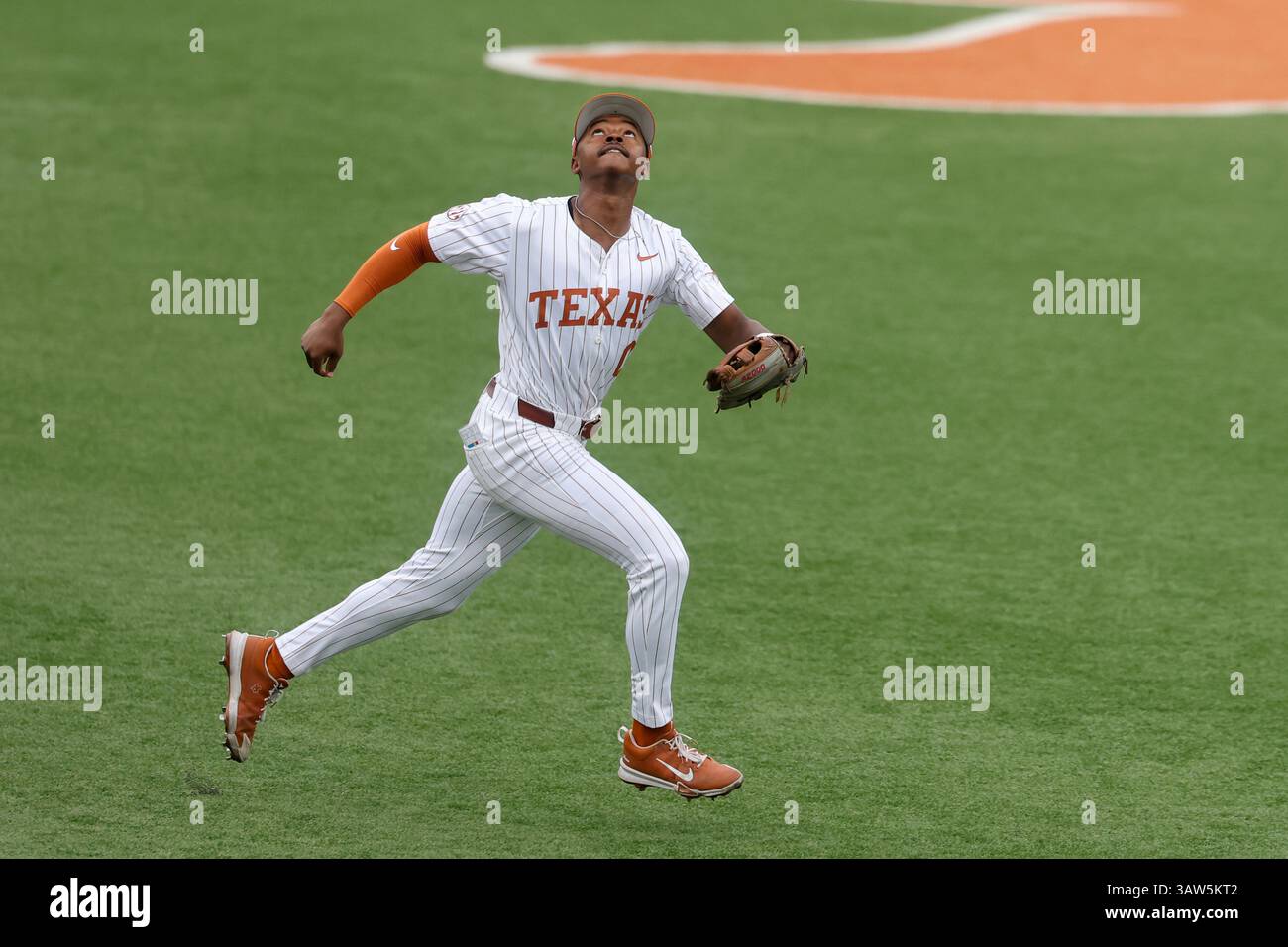 AUSTIN, TX - APRIL 18: Texas infielder Jayden Duplantier (0) looks at ...