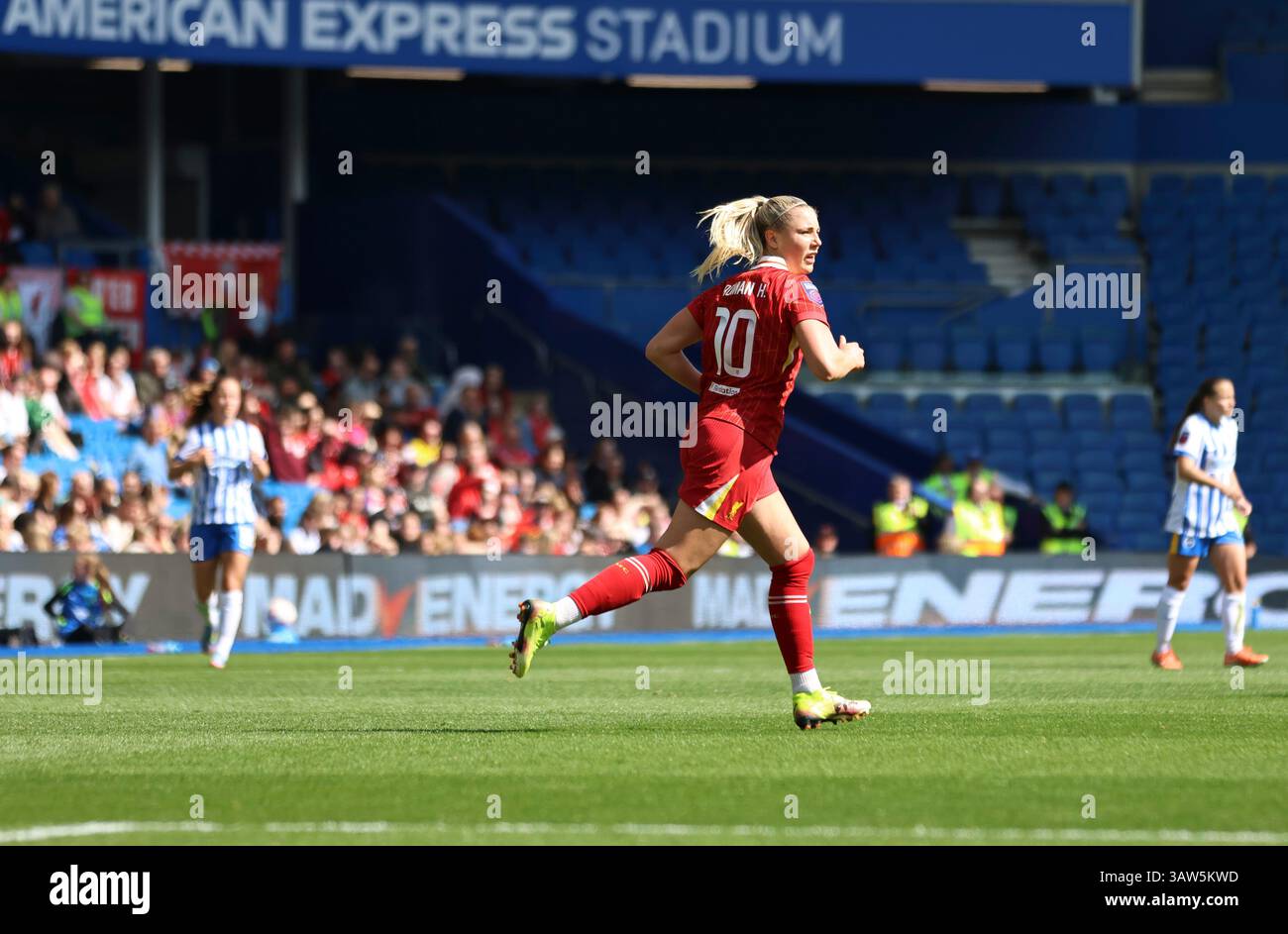 Brighton, England, on 19 April 2025. Sophie Roman Haug (Liverpool 10 ...