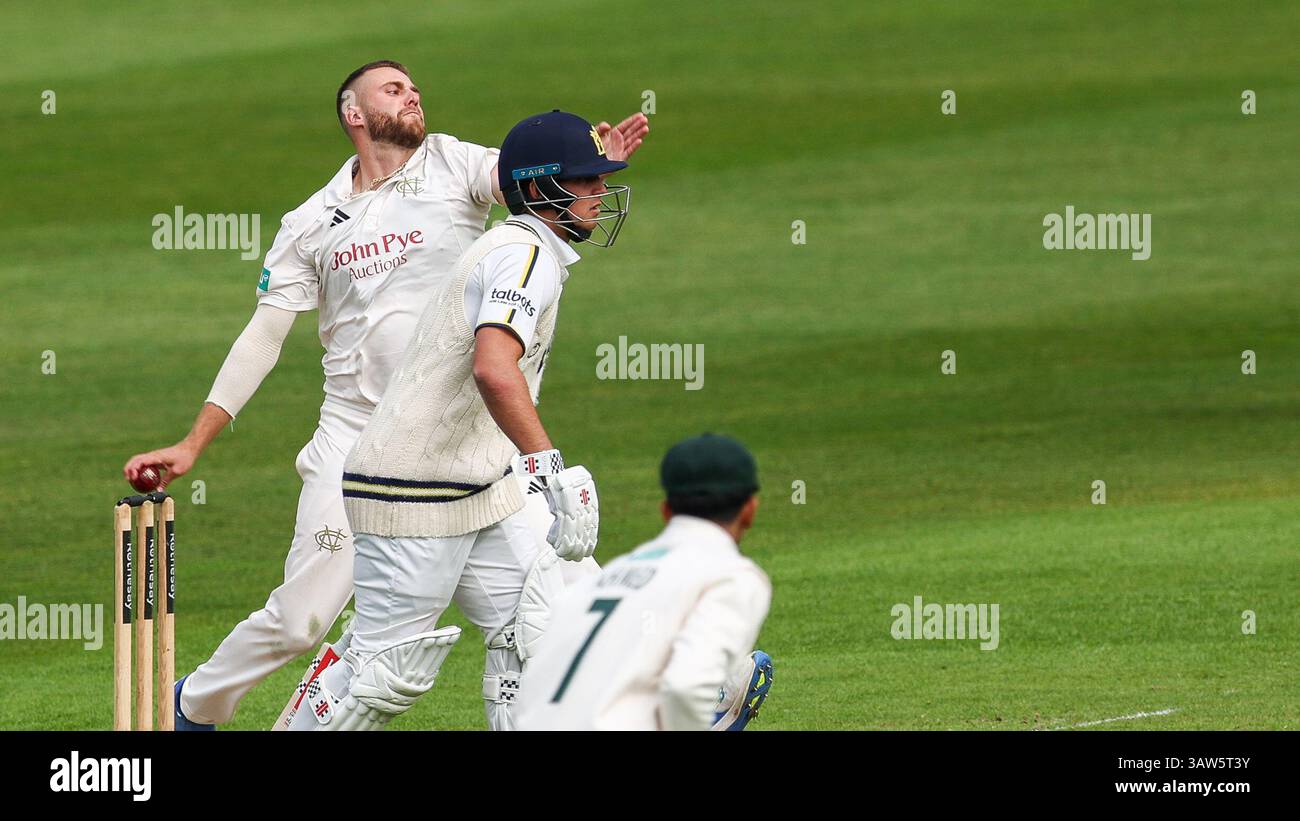 #11, Fergus O'Neill of Nottinghamshire in action bowling during the ...